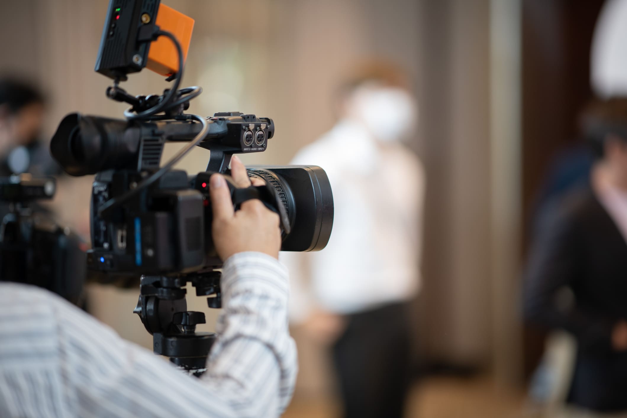 What are Some of the Best Cameras for Recording Our Sermons? - Keenly